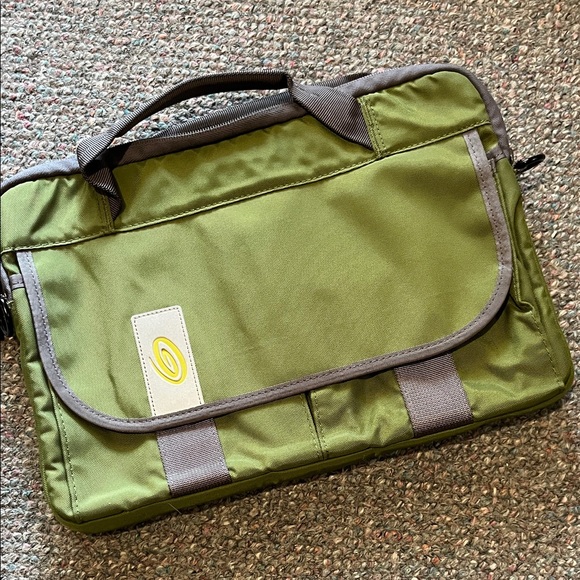 Timbuk2 | Bags | Timbuk2 Olive Green Laptop Bag | Poshmark
